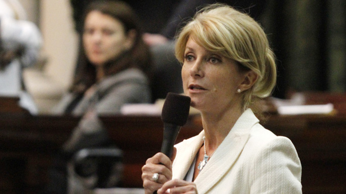 Drug Testing Bill Spurs Heated Exchange Between Senators – Texas Monthly