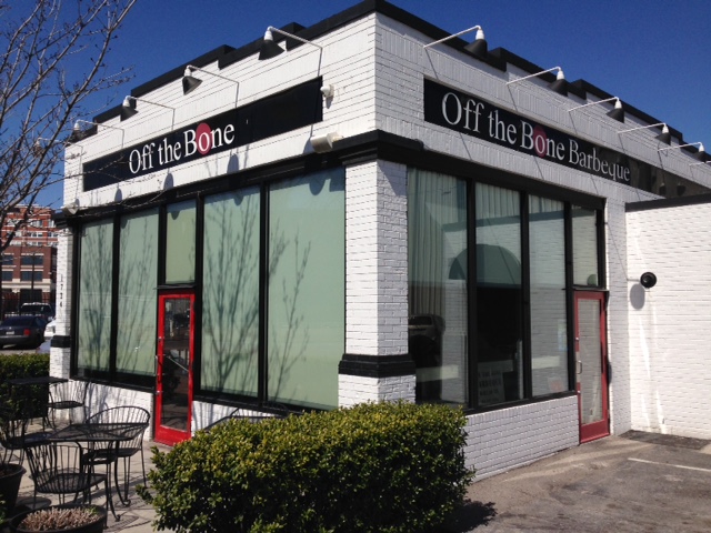 Off the Bone Barbeque – Texas Monthly