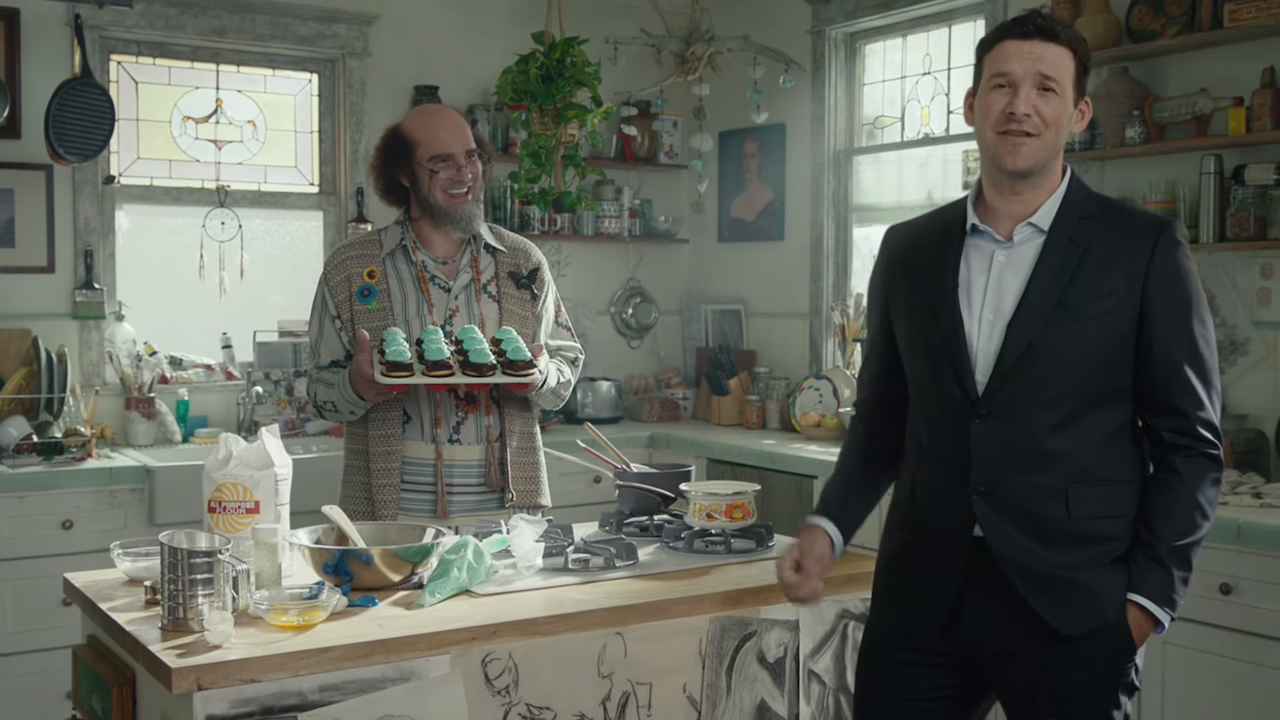 Tony Romo Is The New Rob Lowe In DirecTV Commercials – Texas Monthly