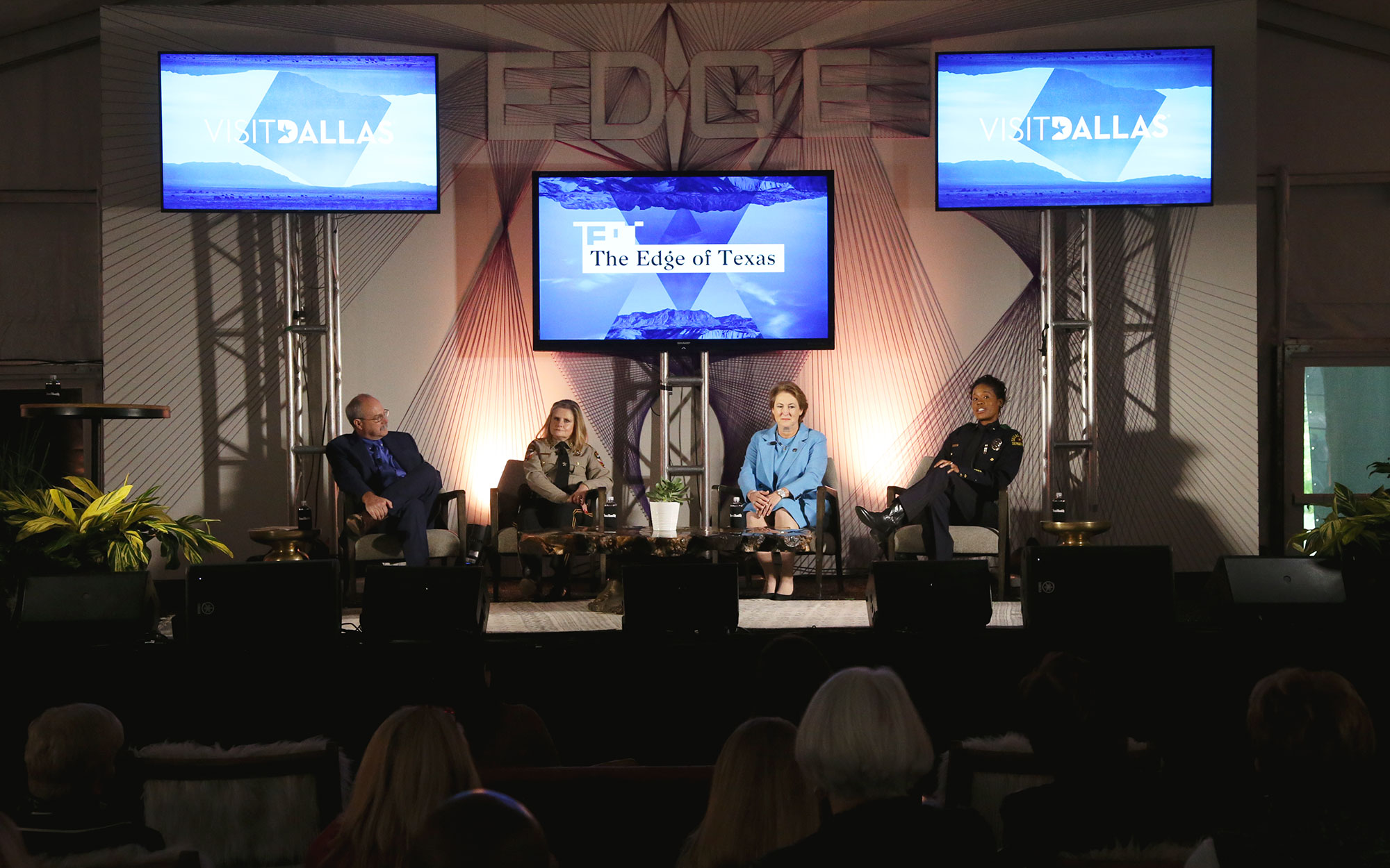 Women in Law Enforcement Help Build Trust Within a Community – Texas ...