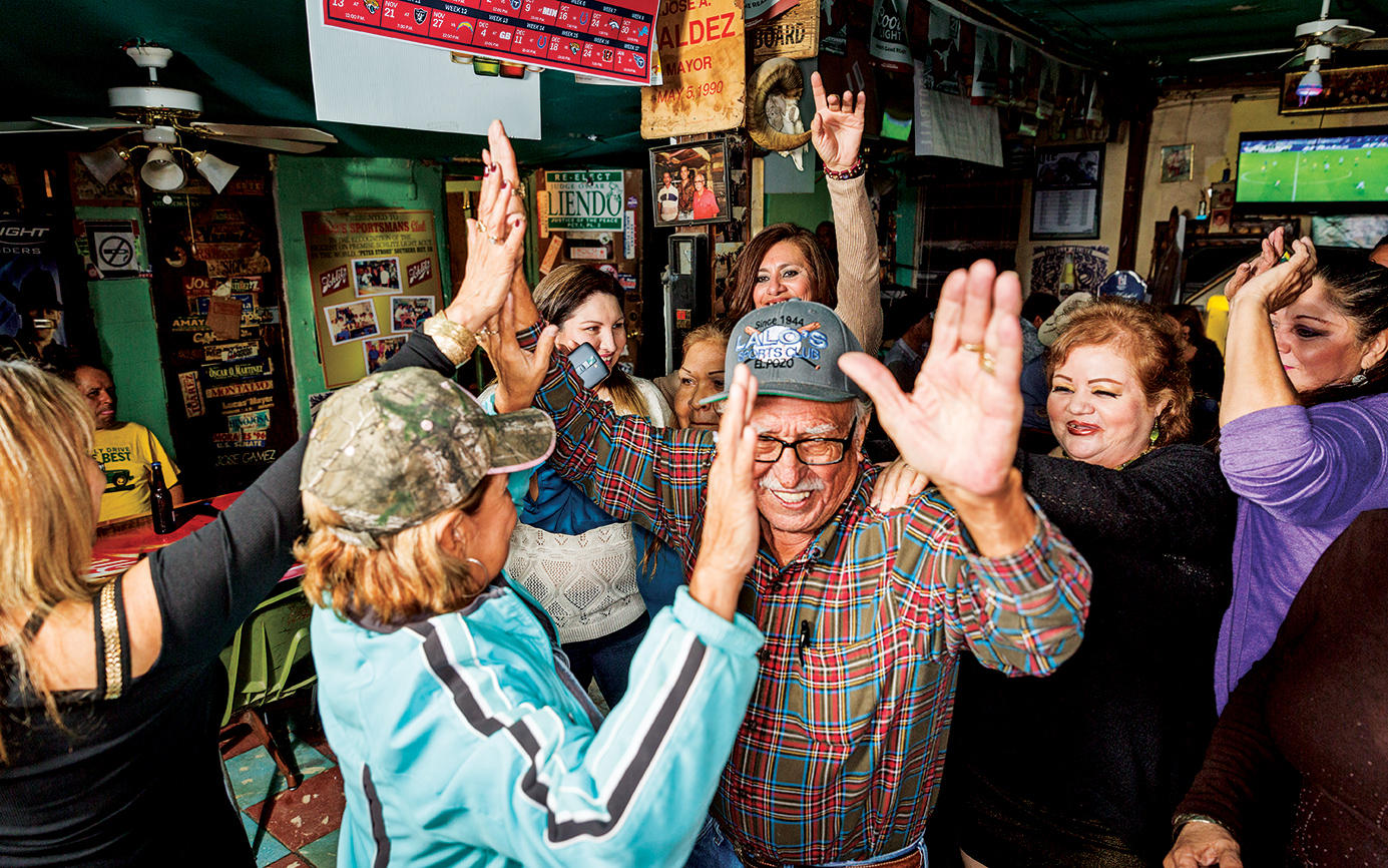 Iconic Texas Dance Halls and Dive Bars