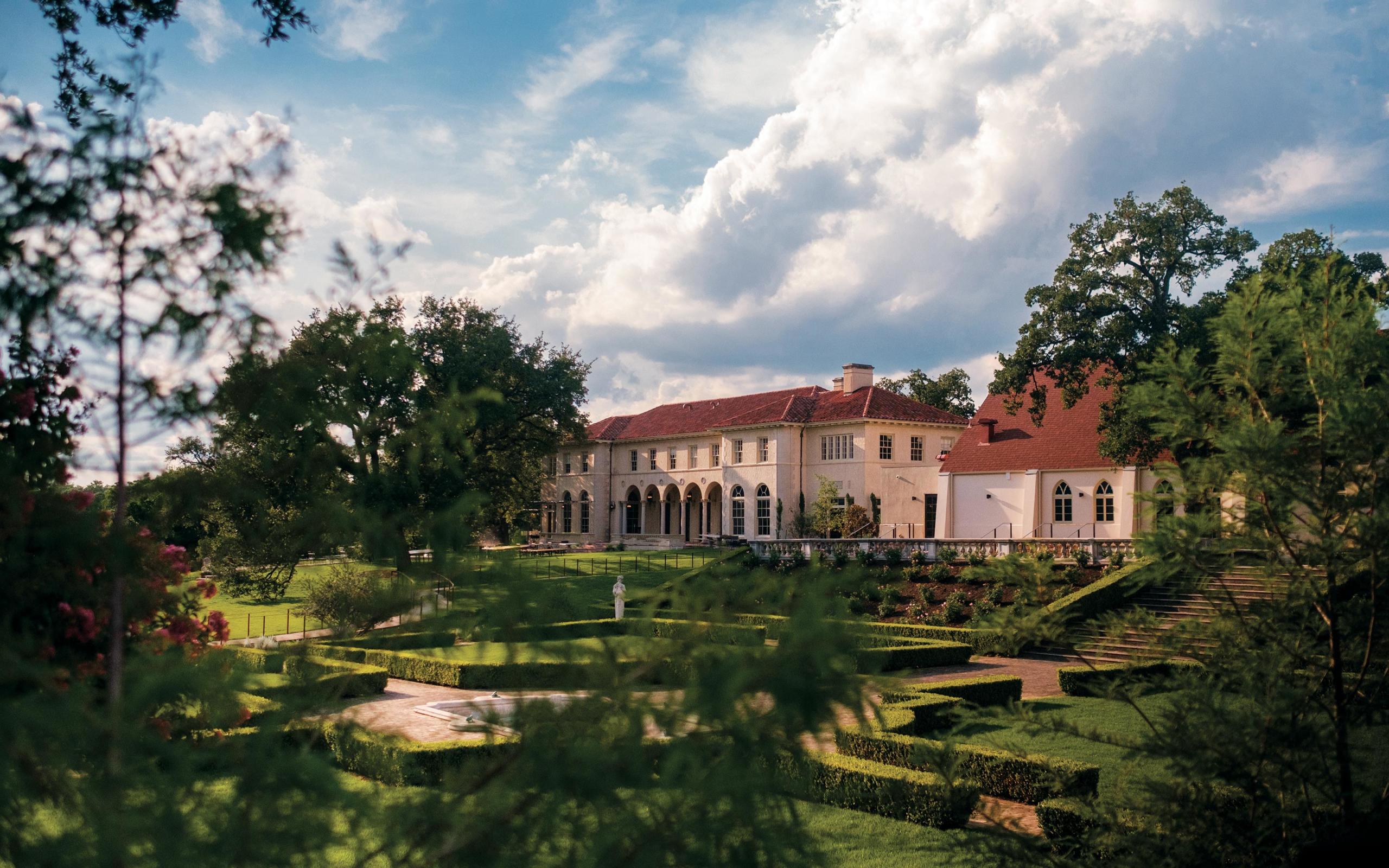 First Look: Austin's Most Anticipated Grand Hotel – Texas Monthly