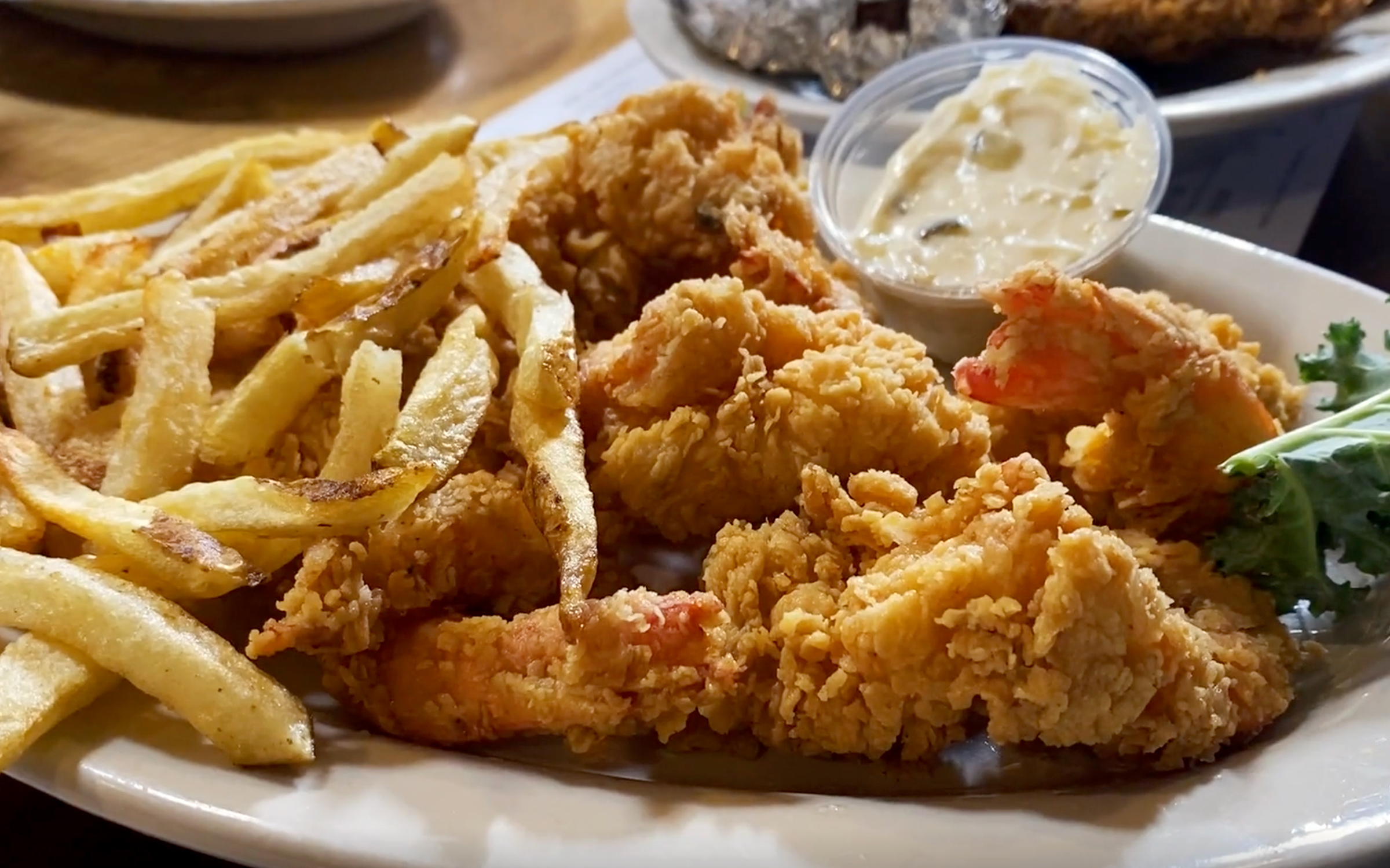 The Legendary Barbecue Inn Serves Up Fried Favorites – Texas Monthly