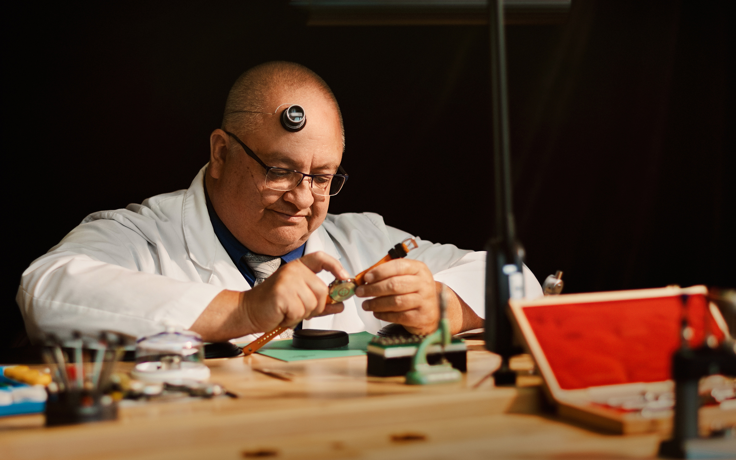 When This Watchmaker Is Teaching, the Hours Pass Like Minutes