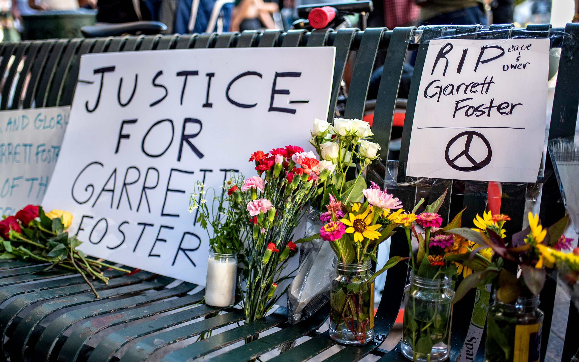 Abbott Promised to Pardon Daniel Perry. His Victim’s Mom Is Seeking ...